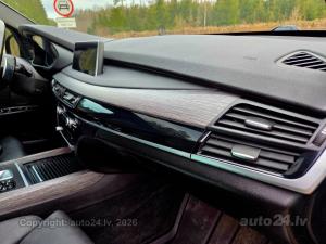Melns BMW X5 2015 Tartu, ar dzinēja tilpumu 3.00 L un nobraukumu 169 tūkst. km par 21900 €, foto 14 vietnē AUTOMOTO.COM.LV