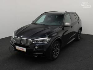 Melns BMW X5 2015 Viļņa, ar dzinēja tilpumu 3.00 L un nobraukumu 221 tūkst. km par 22499 €, foto  vietnē AUTOMOTO.COM.LV