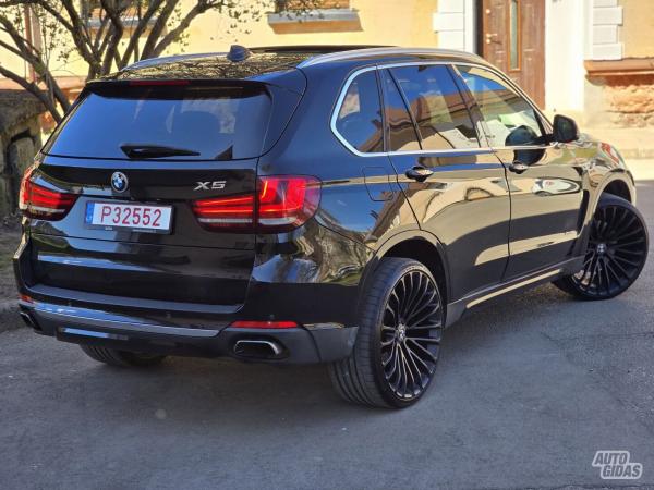 Black BMW X5 2015 in Radviliskis, with an engine capacity of 5.00 L and mileage of 114 thousand km for 9800 €, photo 4 on AUTOMOTO.COM.LV