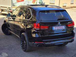Black BMW X5 2015 in Radviliskis, with an engine capacity of 5.00 L and mileage of 114 thousand km for 9800 €, photo 7 on AUTOMOTO.COM.LV
