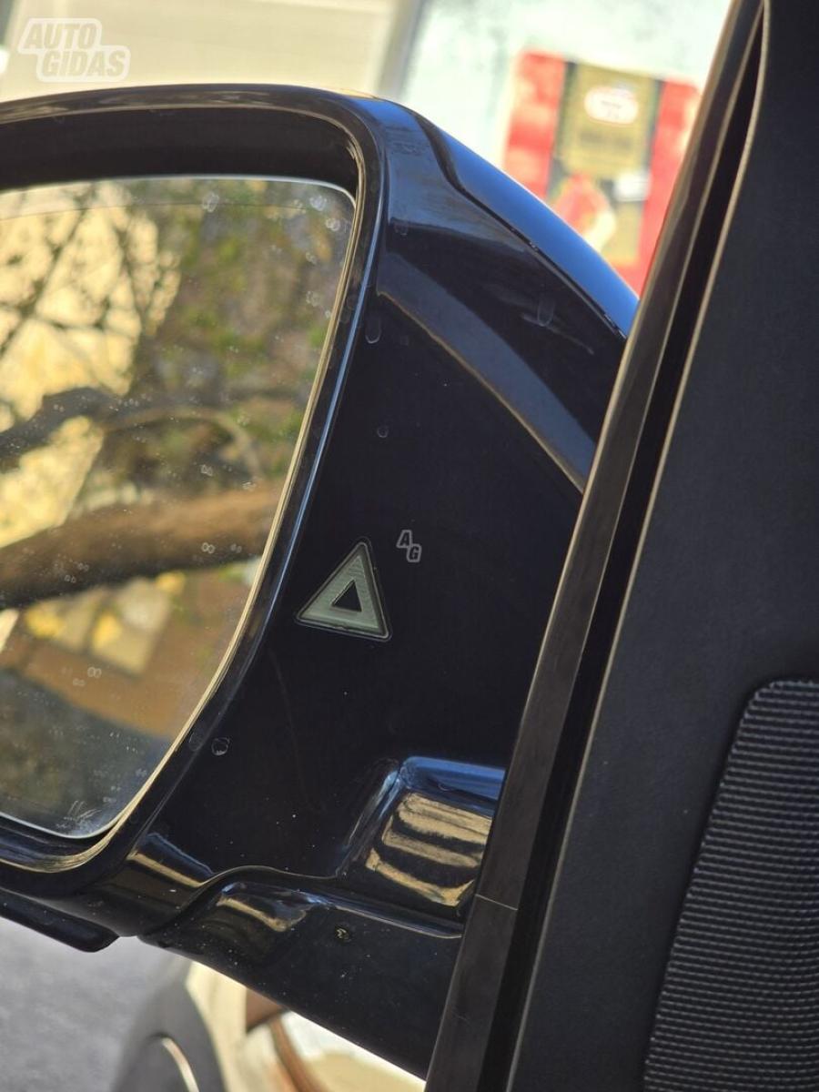 Black BMW X5 2015 in Radviliskis, with an engine capacity of 5.00 L and mileage of 114 thousand km for 9800 €, photo 24 on AUTOMOTO.COM.LV