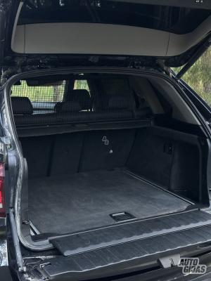 Black BMW X5 2015 in Vilnius, with an engine capacity of 3.00 L and mileage of 237 thousand km for 14700 €, photo 10 on AUTOMOTO.COM.LV