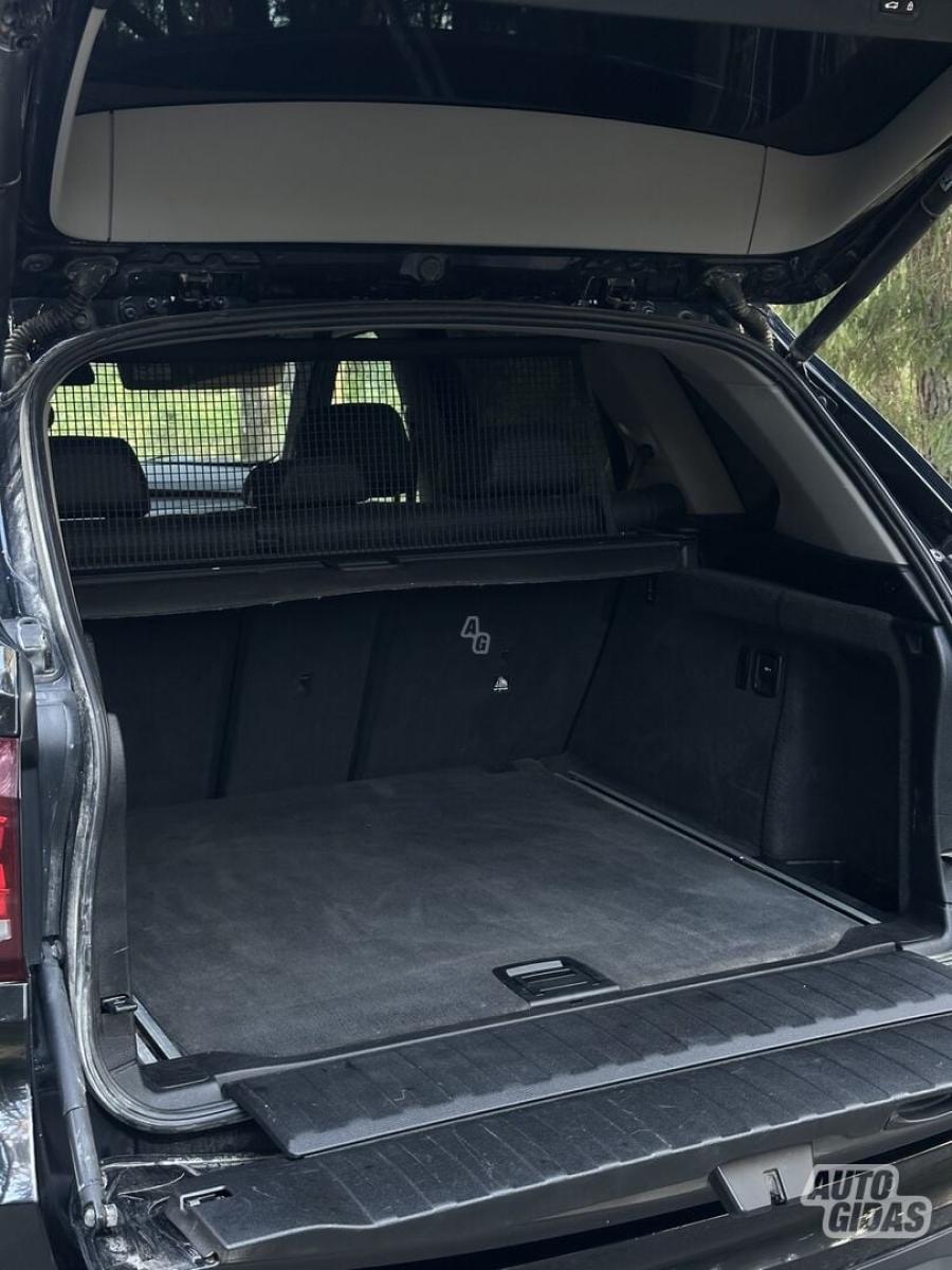 Black BMW X5 2015 in Vilnius, with an engine capacity of 3.00 L and mileage of 237 thousand km for 14700 €, photo 10 on AUTOMOTO.COM.LV