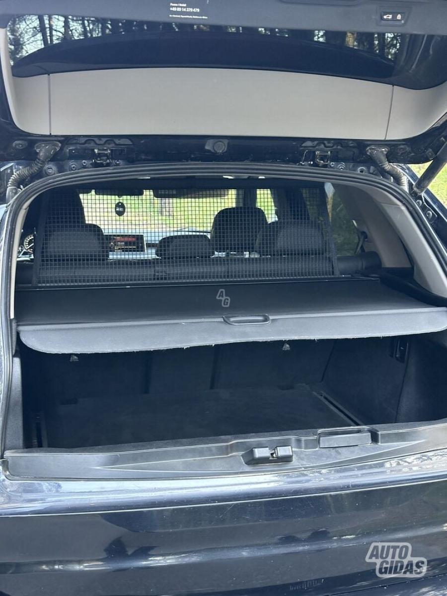 Black BMW X5 2015 in Vilnius, with an engine capacity of 3.00 L and mileage of 237 thousand km for 14700 €, photo 11 on AUTOMOTO.COM.LV