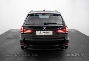 Black BMW X5 2015 in Tallinn, with an engine capacity of 2.00 L and mileage of 129 thousand km for 24999 €, photo 6 on AUTOMOTO.COM.LV