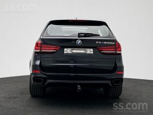 Melns BMW X5 2015 Rīga, ar dzinēja tilpumu 3.00 L un nobraukumu 188 tūkst. km par 27600 €, foto 4 vietnē AUTOMOTO.COM.LV