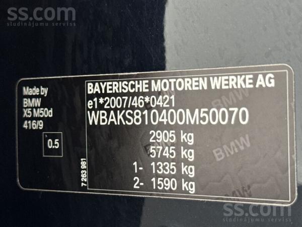 Black BMW X5 2015 in Riga, with an engine capacity of 3.00 L and mileage of 188 thousand km for 27600 €, photo 6 on AUTOMOTO.COM.LV