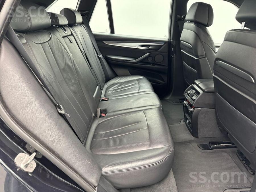Melns BMW X5 2015 Rīga, ar dzinēja tilpumu 3.00 L un nobraukumu 188 tūkst. km par 27600 €, foto 13 vietnē AUTOMOTO.COM.LV