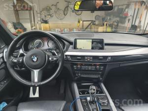 Melns BMW X5 2015 Rīga, ar dzinēja tilpumu 3.00 L un nobraukumu 188 tūkst. km par 25000 €, foto 5 vietnē AUTOMOTO.COM.LV