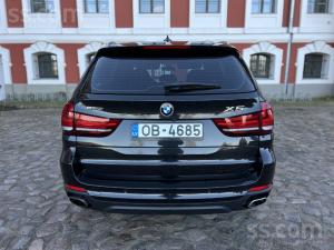 Melns BMW X5 2015 Jelgava, ar dzinēja tilpumu 2.00 L un nobraukumu 275 tūkst. km par 21950 €, foto 9 vietnē AUTOMOTO.COM.LV