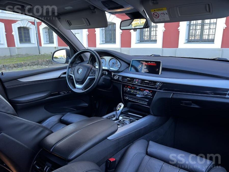 Melns BMW X5 2015 Jelgava, ar dzinēja tilpumu 2.00 L un nobraukumu 275 tūkst. km par 21950 €, foto 12 vietnē AUTOMOTO.COM.LV