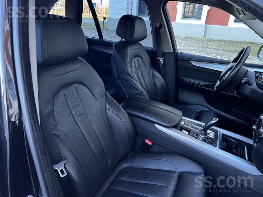 Melns BMW X5 2015 Jelgava, ar dzinēja tilpumu 2.00 L un nobraukumu 275 tūkst. km par 21950 €, foto 16 vietnē AUTOMOTO.COM.LV