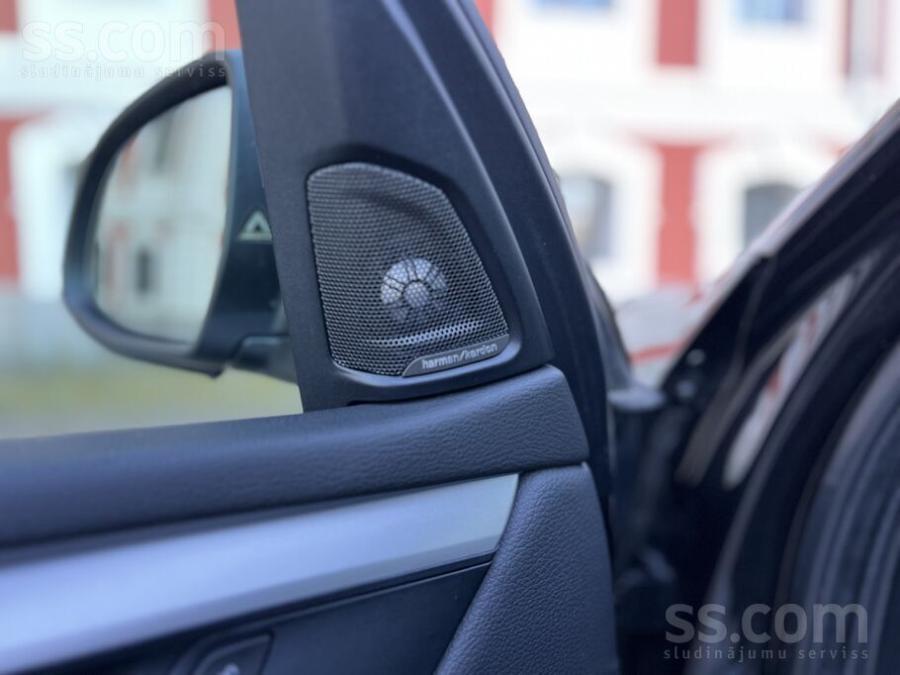 Melns BMW X5 2015 Jelgava, ar dzinēja tilpumu 2.00 L un nobraukumu 275 tūkst. km par 21950 €, foto 21 vietnē AUTOMOTO.COM.LV