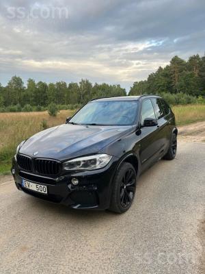 Melns BMW X5 2015 Rīga, ar dzinēja tilpumu 3.00 L un nobraukumu 209 tūkst. km par 22500 €, foto  vietnē AUTOMOTO.COM.LV