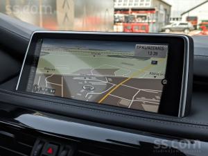 Melns BMW X5 2015 Tukums, ar dzinēja tilpumu 3.00 L un nobraukumu 202 tūkst. km par 24990 €, foto 16 vietnē AUTOMOTO.COM.LV