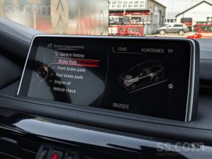 Melns BMW X5 2015 Tukums, ar dzinēja tilpumu 3.00 L un nobraukumu 202 tūkst. km par 24990 €, foto 17 vietnē AUTOMOTO.COM.LV