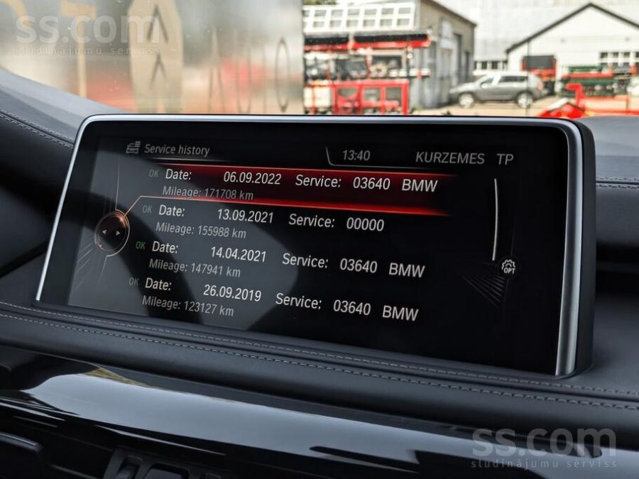 Melns BMW X5 2015 Tukums, ar dzinēja tilpumu 3.00 L un nobraukumu 202 tūkst. km par 24990 €, foto 19 vietnē AUTOMOTO.COM.LV