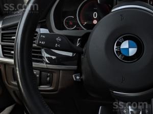 Melns BMW X5 2015 Tukums, ar dzinēja tilpumu 3.00 L un nobraukumu 202 tūkst. km par 24990 €, foto 21 vietnē AUTOMOTO.COM.LV