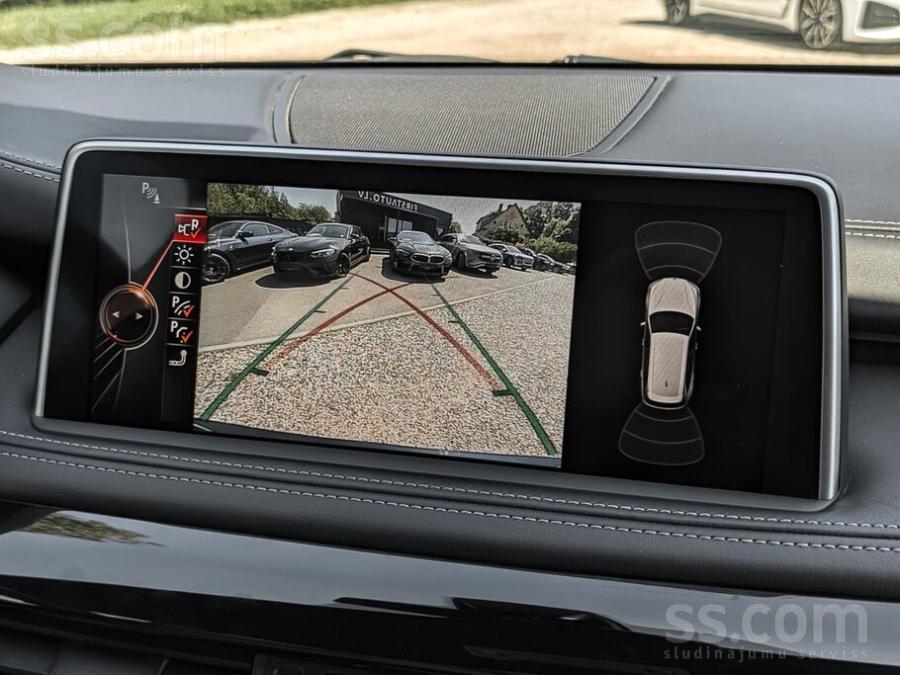Melns BMW X5 2015 Tukums, ar dzinēja tilpumu 3.00 L un nobraukumu 202 tūkst. km par 24990 €, foto 24 vietnē AUTOMOTO.COM.LV