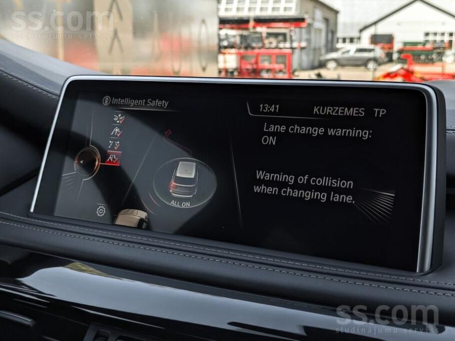 Melns BMW X5 2015 Tukums, ar dzinēja tilpumu 3.00 L un nobraukumu 202 tūkst. km par 24990 €, foto 29 vietnē AUTOMOTO.COM.LV