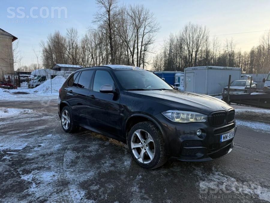 Черный БМВ Х5 2015 в Рига, объемом двигателя 3.00 л и пробегом 201 тыс. км за 20500 €, фото 3 на AUTOMOTO.COM.LV