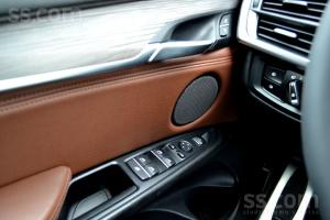 Черный БМВ Х5 2015 в Тукумс, объемом двигателя 3.00 л и пробегом 259 тыс. км за 20190 €, фото 28 на AUTOMOTO.COM.LV
