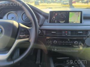 Black BMW X5 2015 in Riga, with an engine capacity of 3.00 L and mileage of 201 thousand km for 17500 €, photo 11 on AUTOMOTO.COM.LV
