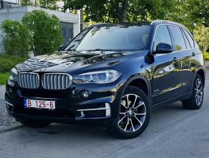 Melns BMW X5 2015 Rīga, ar dzinēja tilpumu 2.00 L un nobraukumu 239 tūkst. km par 16800 €, foto  vietnē AUTOMOTO.COM.LV