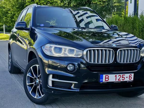 Melns BMW X5 2015 Rīga, ar dzinēja tilpumu 2.00 L un nobraukumu 239 tūkst. km par 16800 €, foto 2 vietnē AUTOMOTO.COM.LV