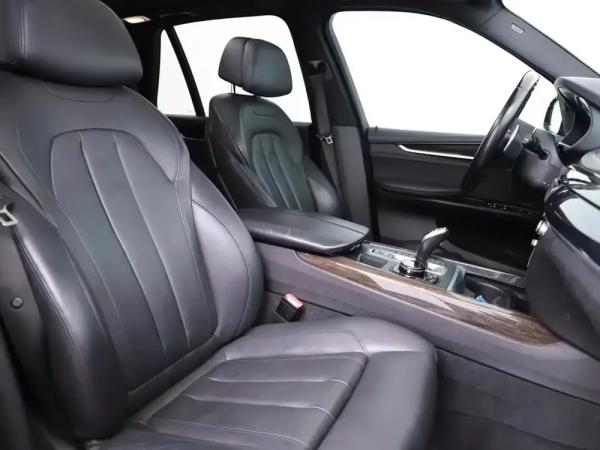 Melns BMW X5 2015 Mārupe, ar dzinēja tilpumu 3.00 L un nobraukumu 201 tūkst. km par 25950 €, foto 6 vietnē AUTOMOTO.COM.LV