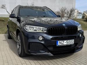 Black BMW X5 2015 in Riga, with an engine capacity of 3.00 L and mileage of 201 thousand km for 23000 €, photo 3 on AUTOMOTO.COM.LV