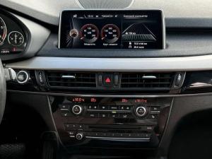 Black BMW X5 2015 in Riga, with an engine capacity of 3.00 L and mileage of 201 thousand km for 23000 €, photo 10 on AUTOMOTO.COM.LV