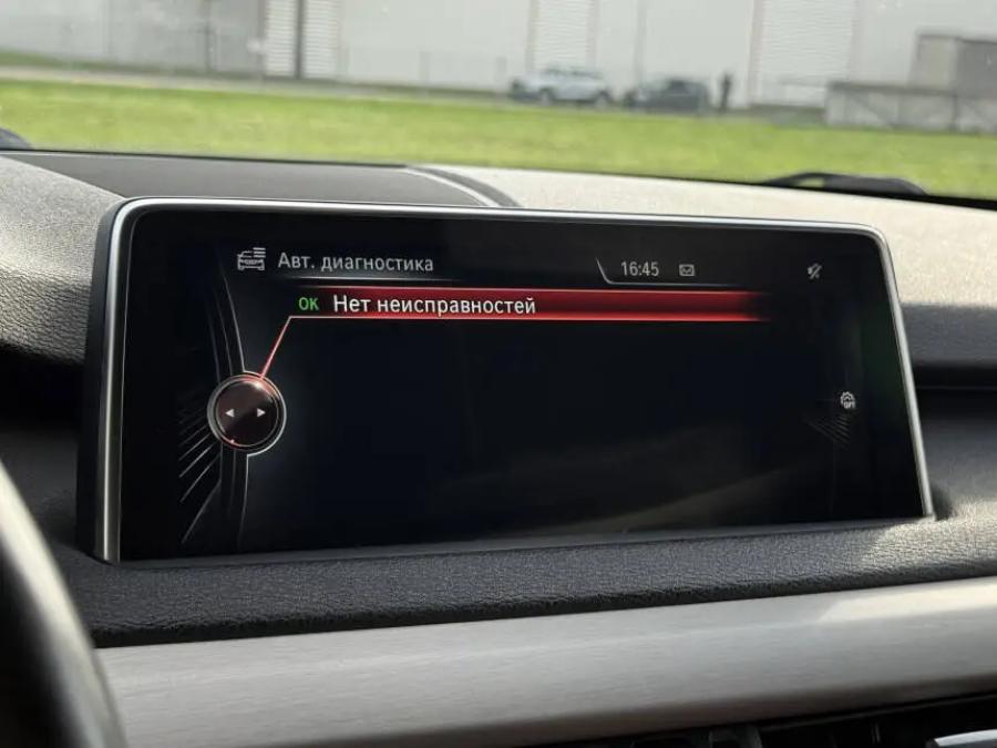 Black BMW X5 2015 in Riga, with an engine capacity of 3.00 L and mileage of 201 thousand km for 23000 €, photo 21 on AUTOMOTO.COM.LV