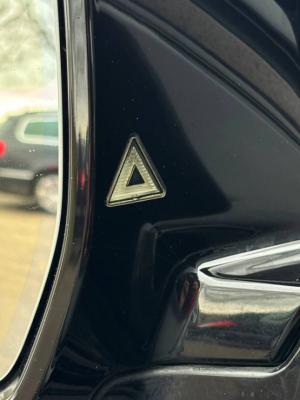 Black BMW X5 2015 in Riga, with an engine capacity of 3.00 L and mileage of 210 thousand km for 32950 €, photo 38 on AUTOMOTO.COM.LV