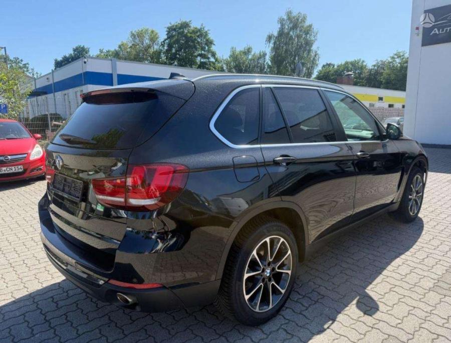 Melns BMW X5 2015 Vilkaviškis, ar dzinēja tilpumu 2.99 L un nobraukumu 266 tūkst. km par 13300 €, foto 7 vietnē AUTOMOTO.COM.LV