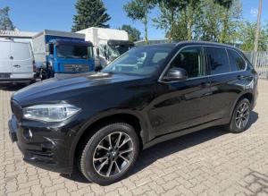 Melns BMW X5 2015 Vilkaviškis, ar dzinēja tilpumu 2.99 L un nobraukumu 266 tūkst. km par 13300 €, foto 13 vietnē AUTOMOTO.COM.LV