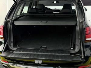 Melns BMW X5 2015 Viļņa, ar dzinēja tilpumu 2.00 L un nobraukumu 220 tūkst. km par 16990 €, foto 13 vietnē AUTOMOTO.COM.LV