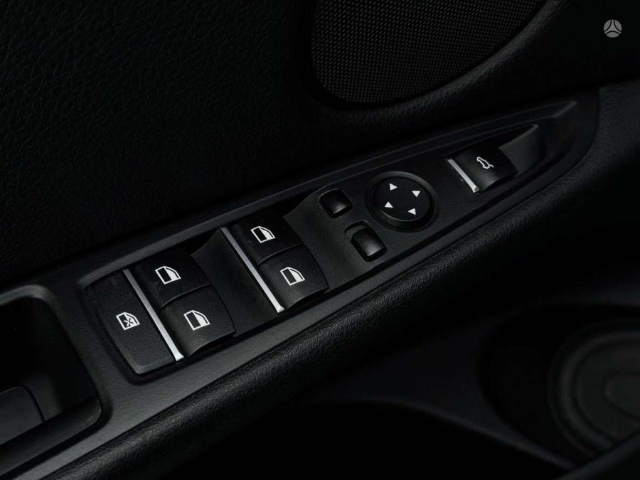 Melns BMW X5 2015 Viļņa, ar dzinēja tilpumu 2.00 L un nobraukumu 220 tūkst. km par 16990 €, foto 20 vietnē AUTOMOTO.COM.LV