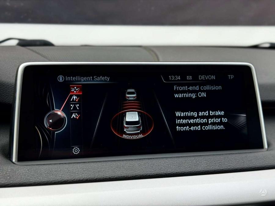 Melns BMW X5 2015 Viļņa, ar dzinēja tilpumu 2.00 L un nobraukumu 220 tūkst. km par 16990 €, foto 24 vietnē AUTOMOTO.COM.LV