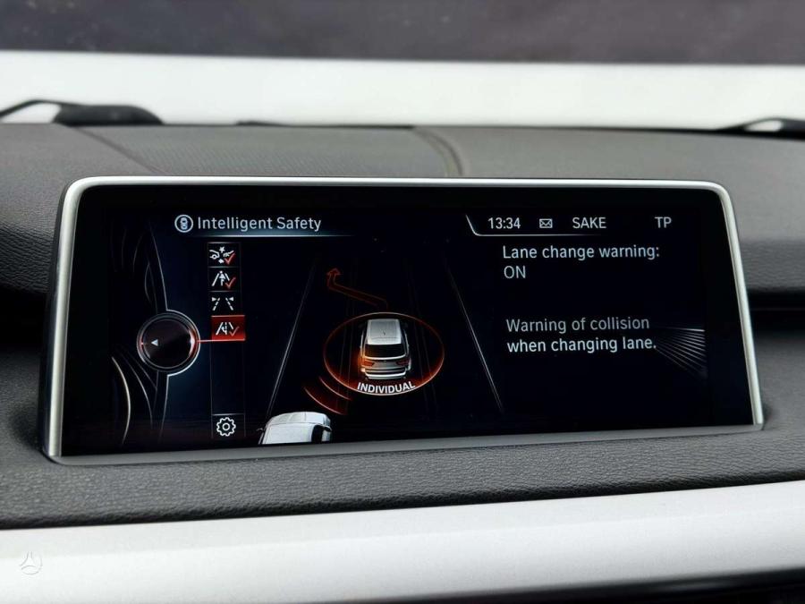 Melns BMW X5 2015 Viļņa, ar dzinēja tilpumu 2.00 L un nobraukumu 220 tūkst. km par 16990 €, foto 25 vietnē AUTOMOTO.COM.LV