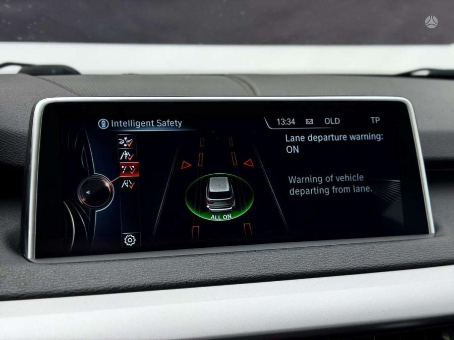 Melns BMW X5 2015 Viļņa, ar dzinēja tilpumu 2.00 L un nobraukumu 220 tūkst. km par 16990 €, foto 26 vietnē AUTOMOTO.COM.LV