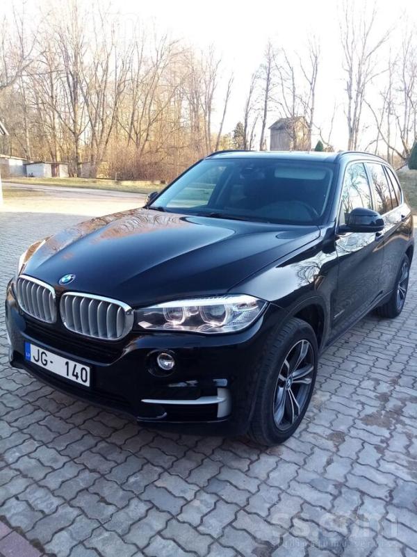Melns BMW X5 2015 Kuldīga, ar dzinēja tilpumu 2.00 L un nobraukumu 370 tūkst. km par 14900 €, foto 1 vietnē AUTOMOTO.COM.LV