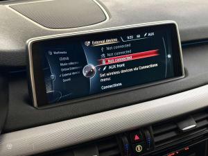 Black BMW X5 2015 in Marijampole, with an engine capacity of 2.99 L and mileage of 225 thousand km for 22750 €, photo 17 on AUTOMOTO.COM.LV