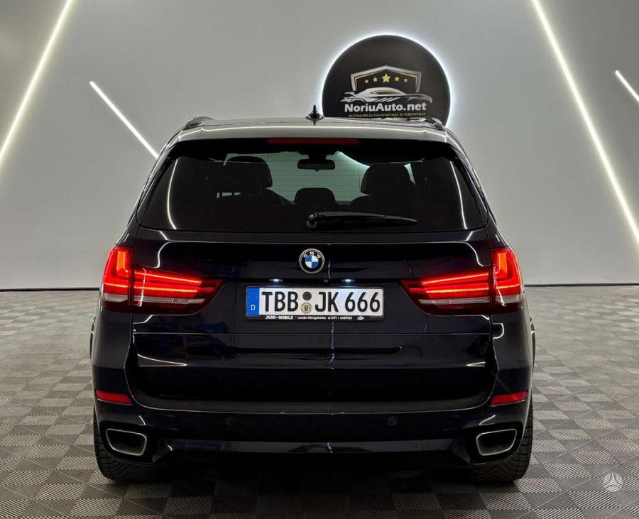 Black BMW X5 2015 in Marijampole, with an engine capacity of 2.99 L and mileage of 225 thousand km for 22750 €, photo 31 on AUTOMOTO.COM.LV