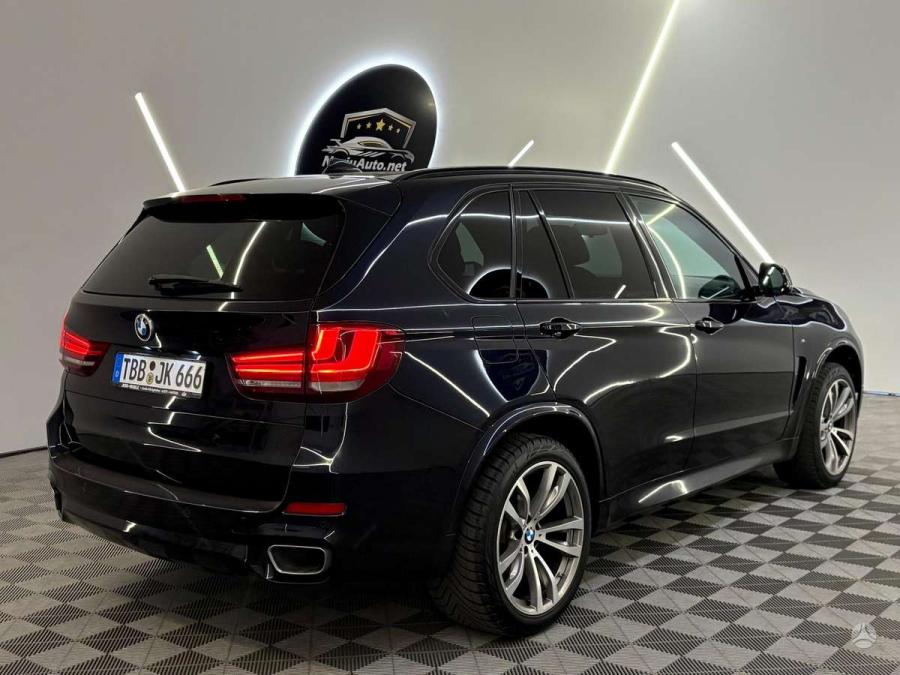 Black BMW X5 2015 in Marijampole, with an engine capacity of 2.99 L and mileage of 225 thousand km for 22750 €, photo 34 on AUTOMOTO.COM.LV