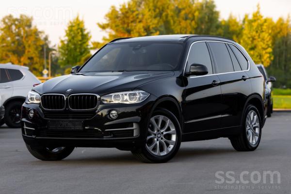 Melns BMW X5 2015 Jelgava, ar dzinēja tilpumu 3.00 L un nobraukumu 0 tūkst. km par 15800 €, foto 1 vietnē AUTOMOTO.COM.LV