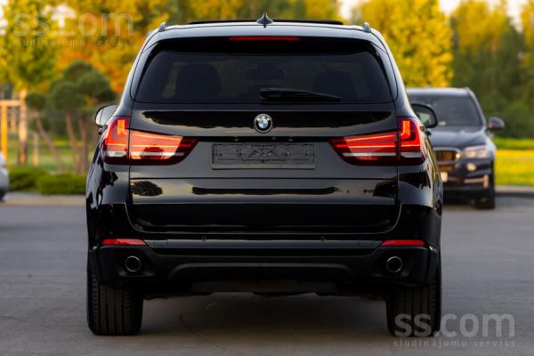 Melns BMW X5 2015 Jelgava, ar dzinēja tilpumu 3.00 L un nobraukumu 0 tūkst. km par 15800 €, foto 5 vietnē AUTOMOTO.COM.LV