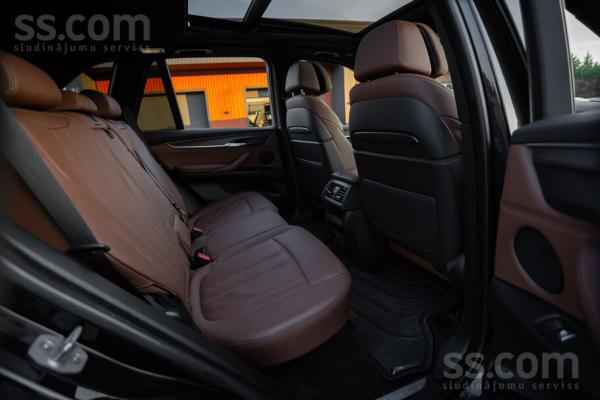 Melns BMW X5 2015 Jelgava, ar dzinēja tilpumu 3.00 L un nobraukumu 0 tūkst. km par 15800 €, foto 9 vietnē AUTOMOTO.COM.LV