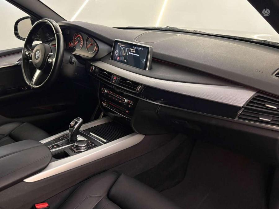 Melns BMW X5 2015 Marijampole, ar dzinēja tilpumu 2.99 L un nobraukumu 270 tūkst. km par 19750 €, foto 19 vietnē AUTOMOTO.COM.LV