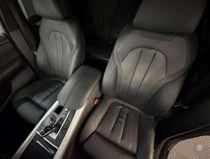Melns BMW X5 2015 Marijampole, ar dzinēja tilpumu 2.99 L un nobraukumu 270 tūkst. km par 19750 €, foto 22 vietnē AUTOMOTO.COM.LV
